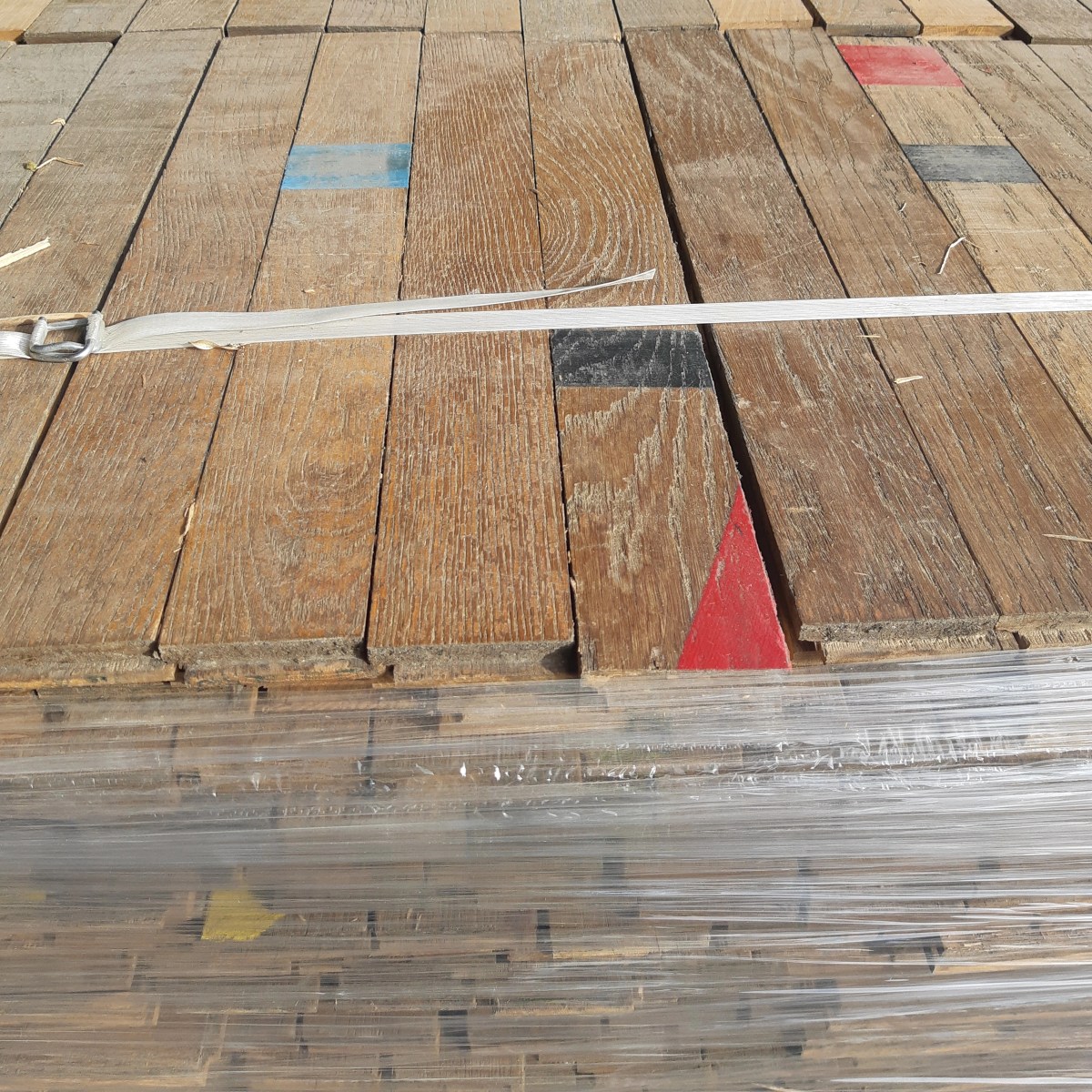 Le parquet dans tous ses états – Minéka, réemploi de matériaux de construction